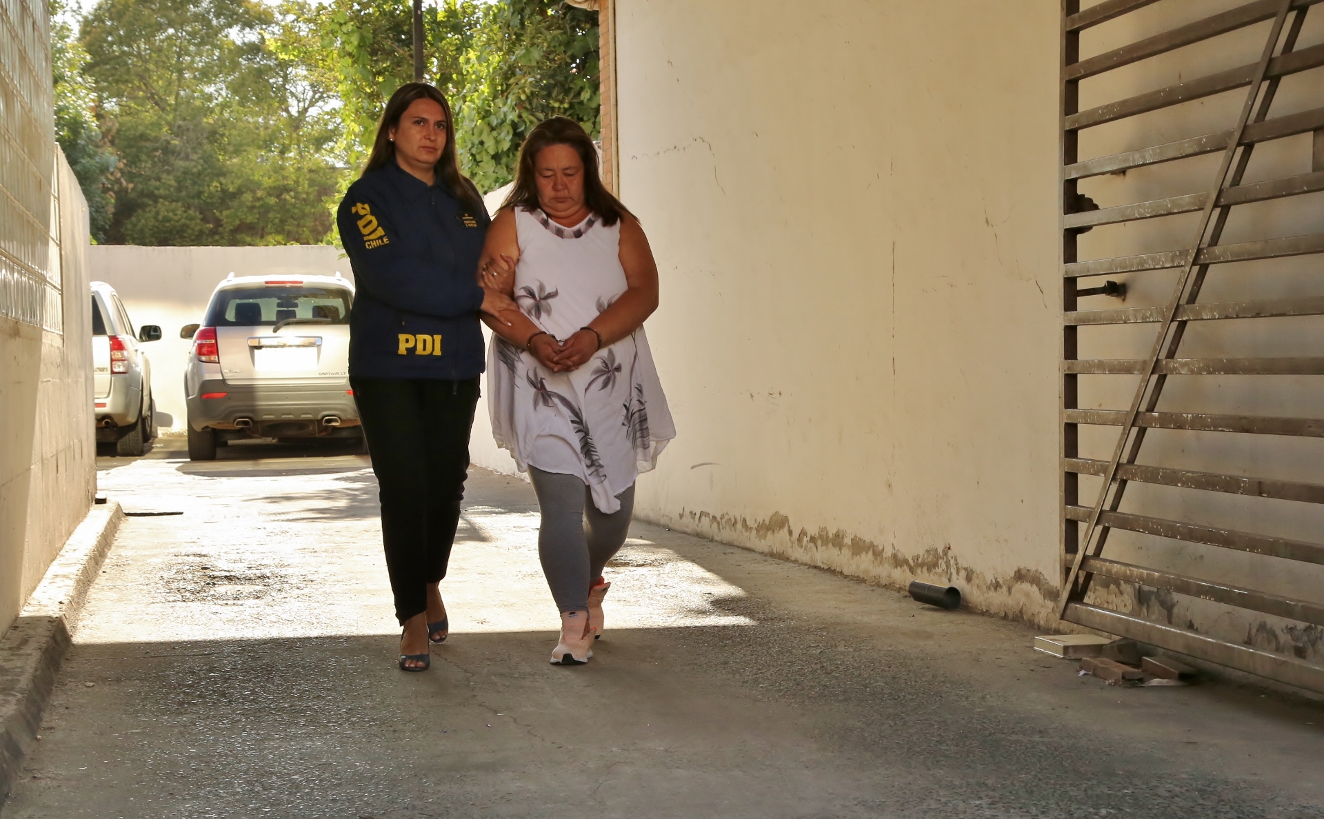 Pdi Detiene A Mujer Que Intentó Ingresar Tres Tipos De Drogas A La