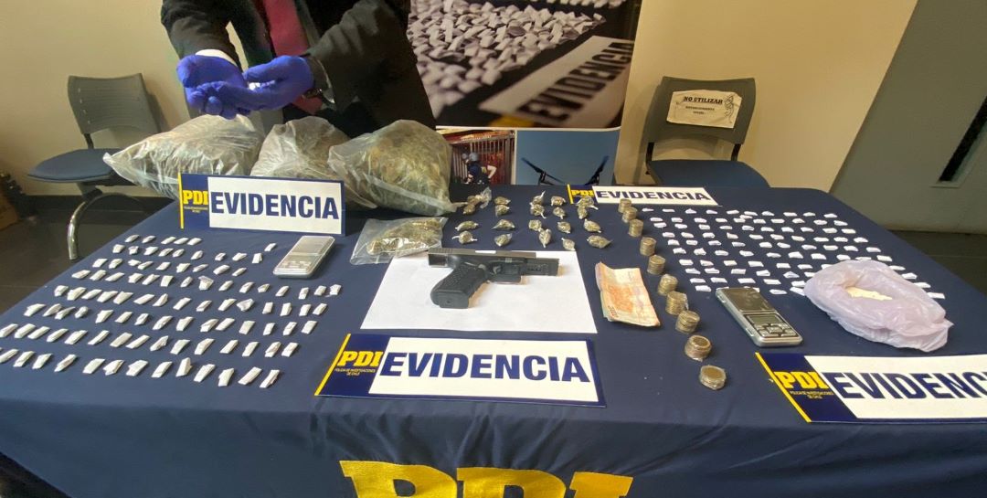 Operativo policial en Linares culminó con 5 detenidos, incautación de droga y armas de fuego ...